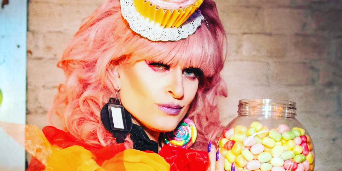 Bekannte Drag Queen macht Wiener FPÖ-Chef ein unwiderstehliches Angebot ...